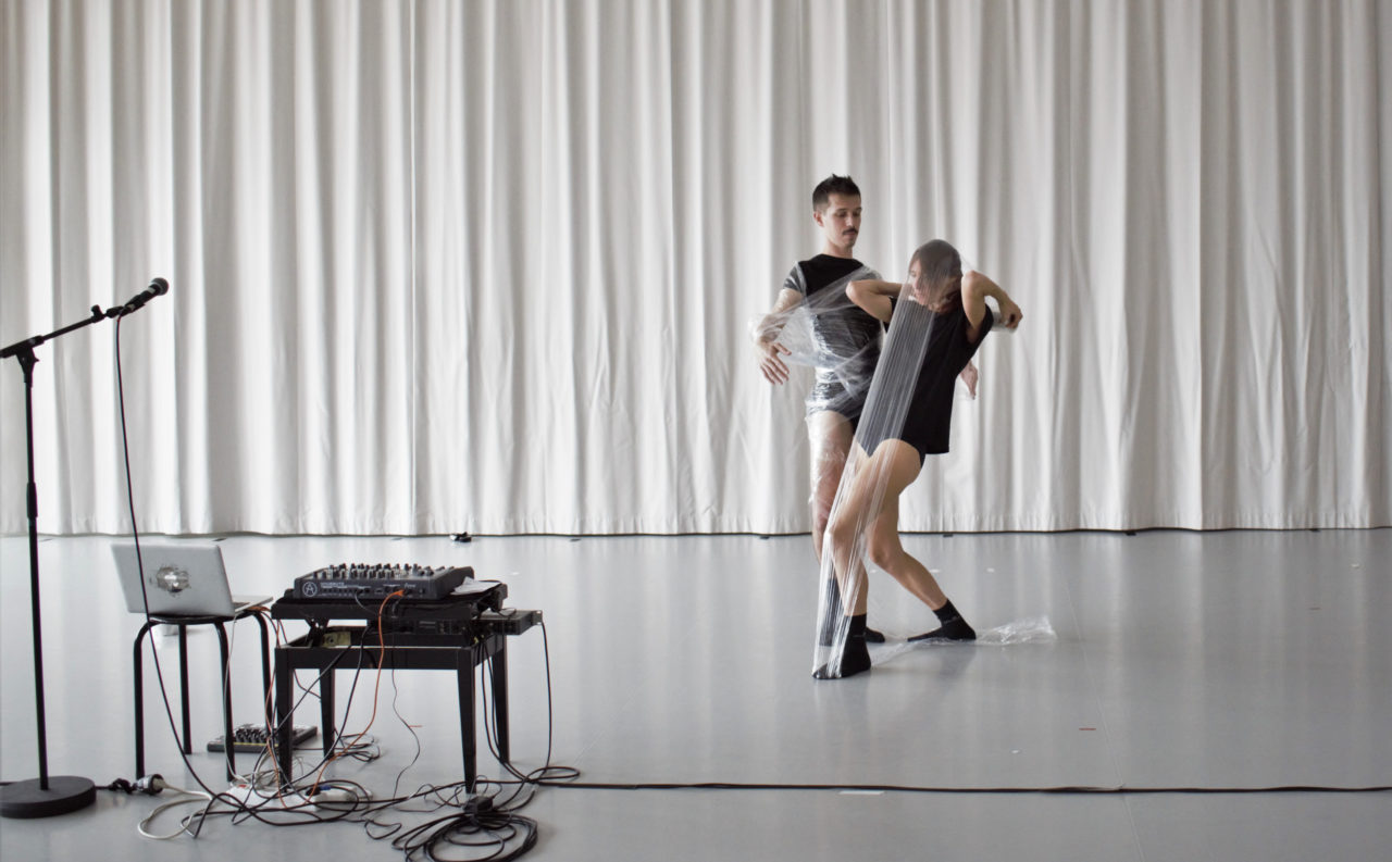 La Semaine du Bizarre #10 - Danse Dense #lefestival - Théâtre Municipal Berthelot-Jean Guerrin